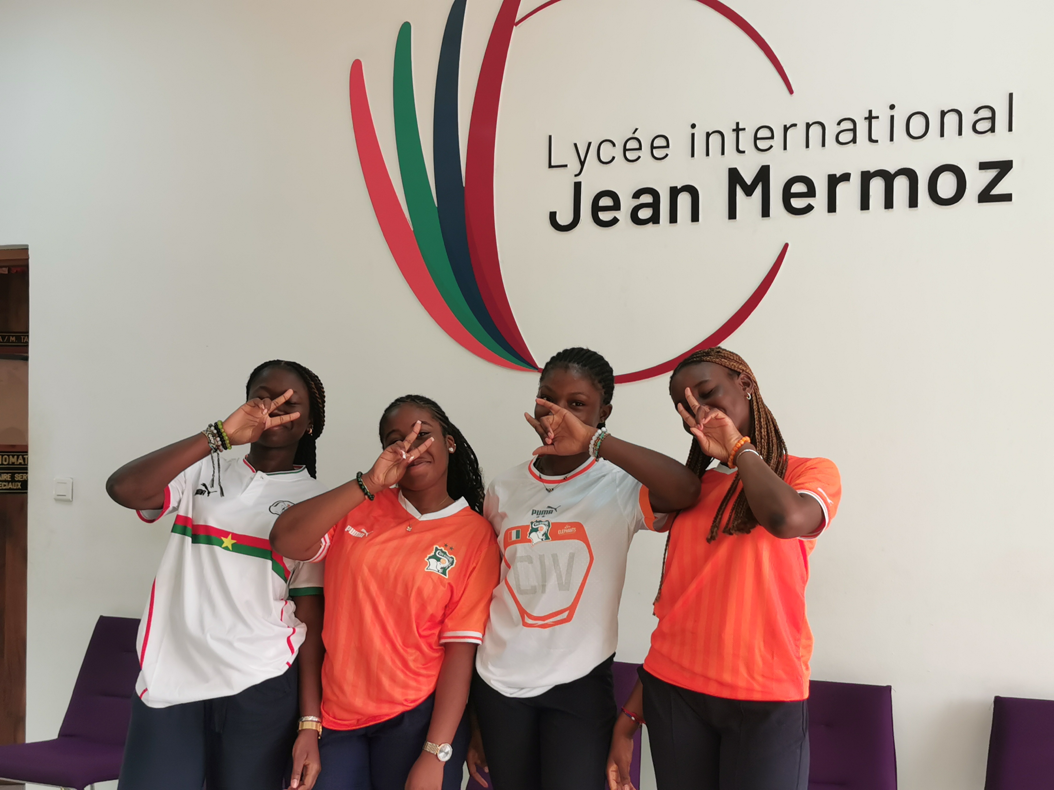 Mermoz supporters des éléphants – Lycée International Jean Mermoz