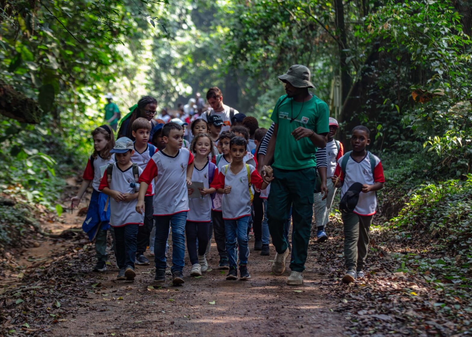 Une Aventure Inoubliable au Cœur de la Forêt du Banco - Lycée Français ...